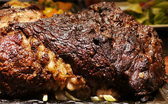 We Order A Massive 2 Kilogram Steak And Feel Manlier Than Ever ...