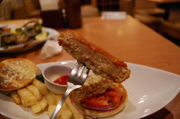 We Try Fried Piranha, Even Dead and Cooked It’s Pretty Dangerous ...