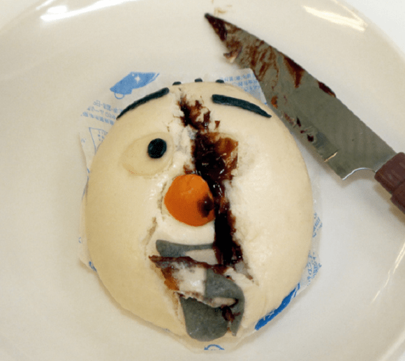 Hate Frozen? Then you’ll love these photos of the Disney hit’s Olaf ...