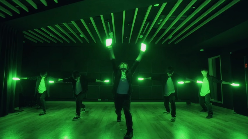 Wotagei glow stick dance performance of Ed Sheeran’s “Shape of You” too ...